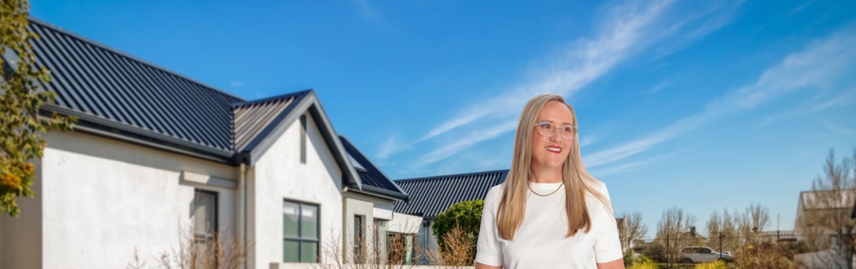 Janice Dobbie | Sales Agent in the Somerset West Office | Pam Golding ...