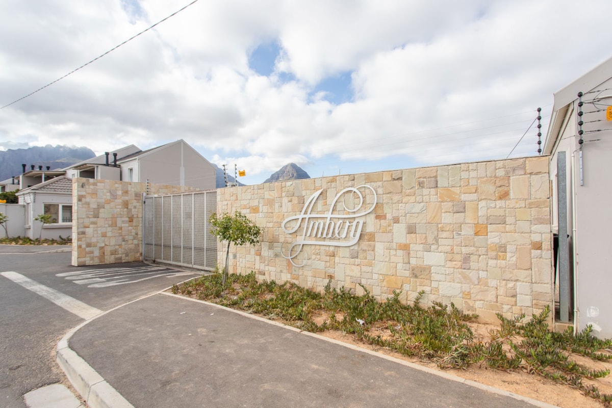 1 Klein Drakenstein Flats / Apartments to Rent | Pam Golding Properties