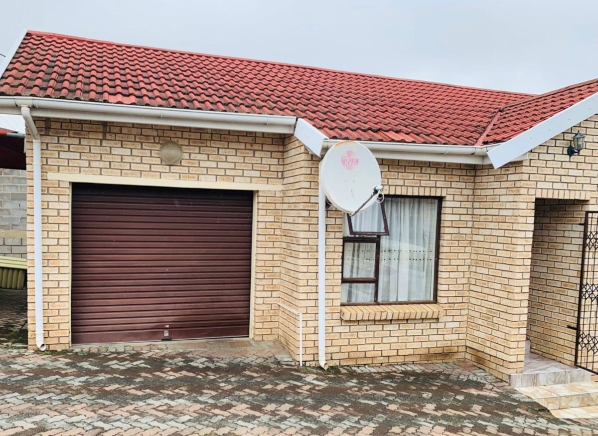 House for Sale | King Williams Town (Qonce) | 1MH1691228 | Pam Golding ...