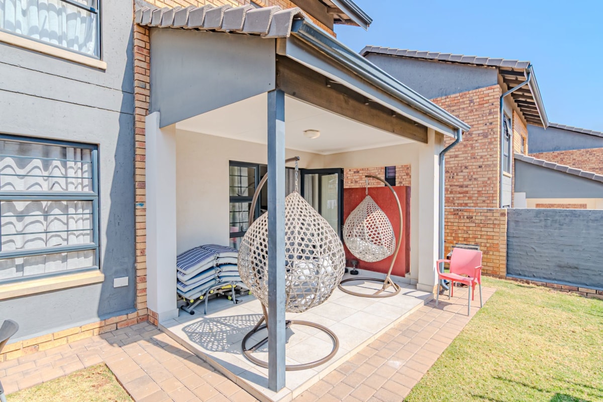 Townhouse for Sale | Amberfield, Centurion | CN1711724 | Pam Golding ...