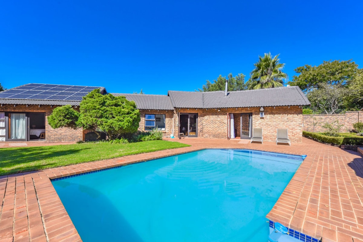 Property and Houses for Sale in Paulshof | Pam Golding Properties